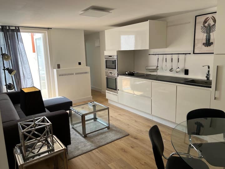 2 Bedroom Apartment Ground Floor Blankenberge - Blankenberge