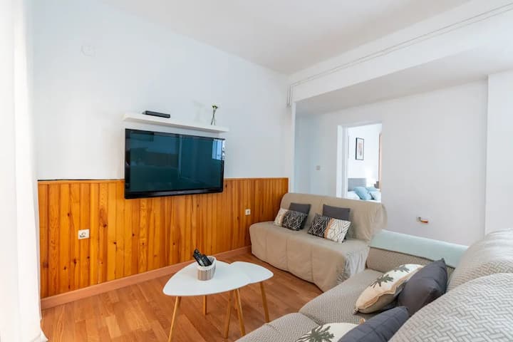 Amplio Piso De 80 M2 En Pleno Centro - Seville