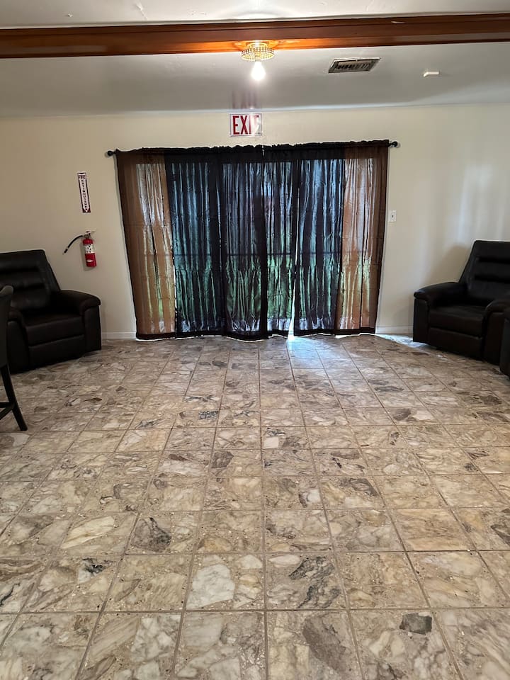 Parker's Retreat - Humble, TX