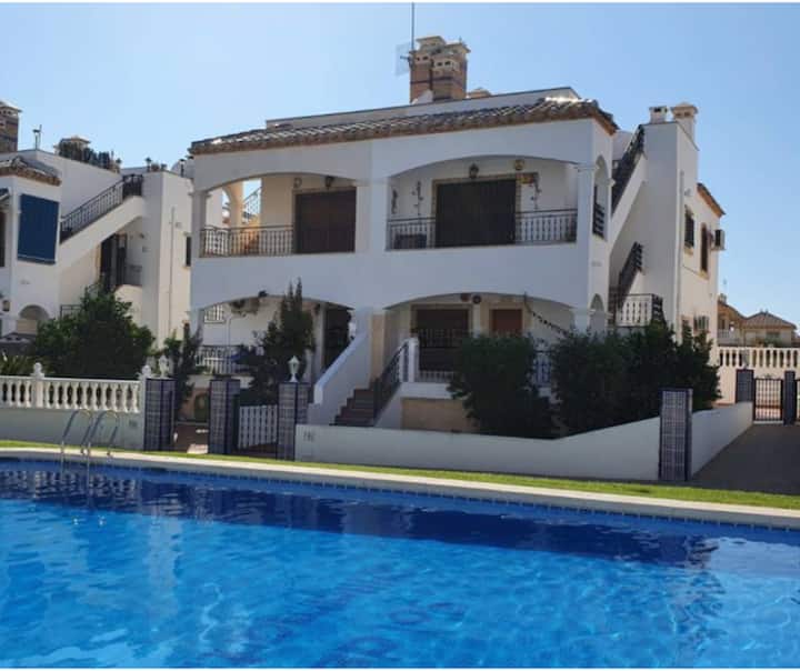 Ground Floor With Pool View In Villamartin (2 Bed) - La Zenia