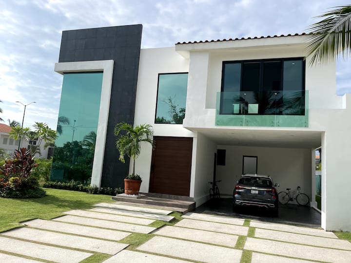 New Luxury 4 Bedrm, Pool, Los Tigres, Gated - Nuevo Vallarta