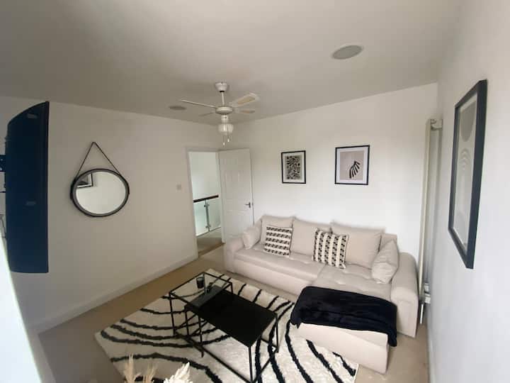 Ipswich Two Bed Town Centre Apartment - Ipswich, UK