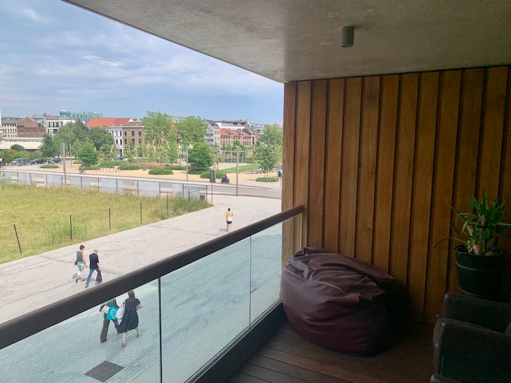 Stylish & Spacious + 2 Terraces + View @ New South - Mortsel