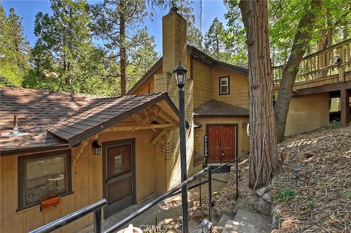 Private Cabin In The Woods - Lake Arrowhead, CA