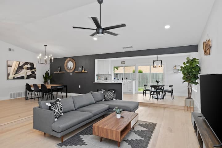 Mid-century Gem In The North Dfw - Plano, TX