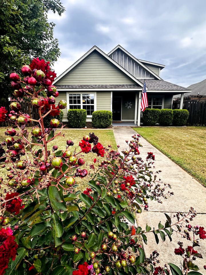 Lil' Green Craftsman - Bentonville, AR