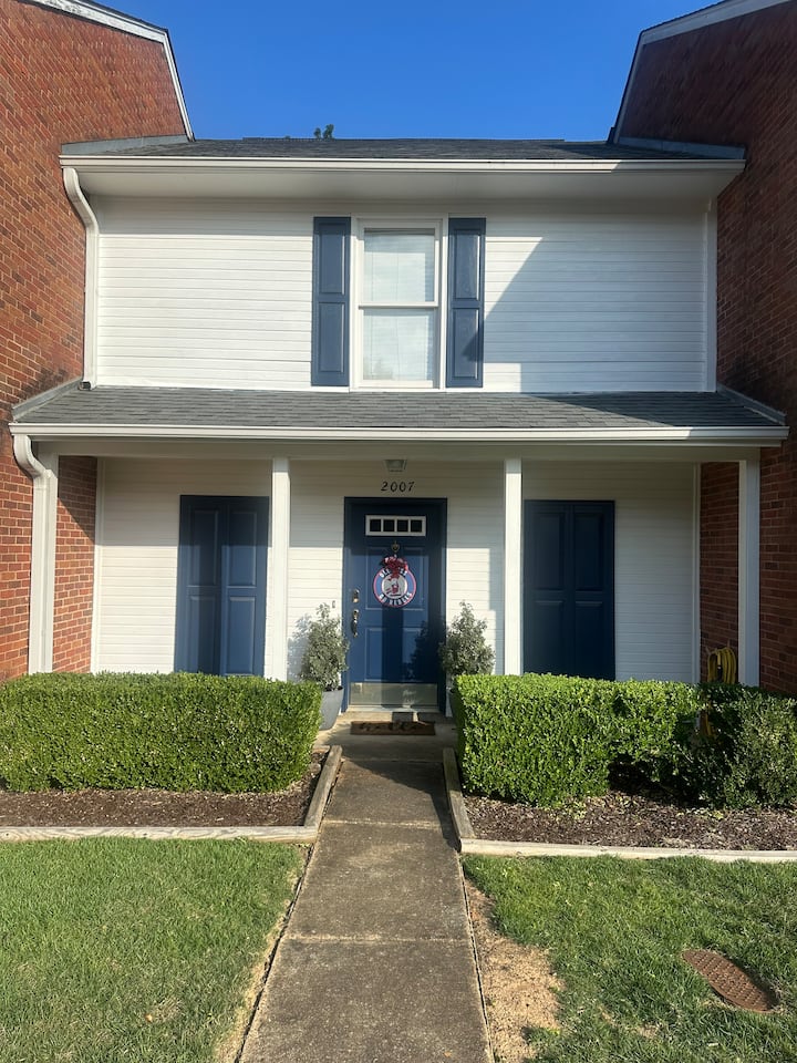 Hotty Toddy Townhouse - Oxford, MS