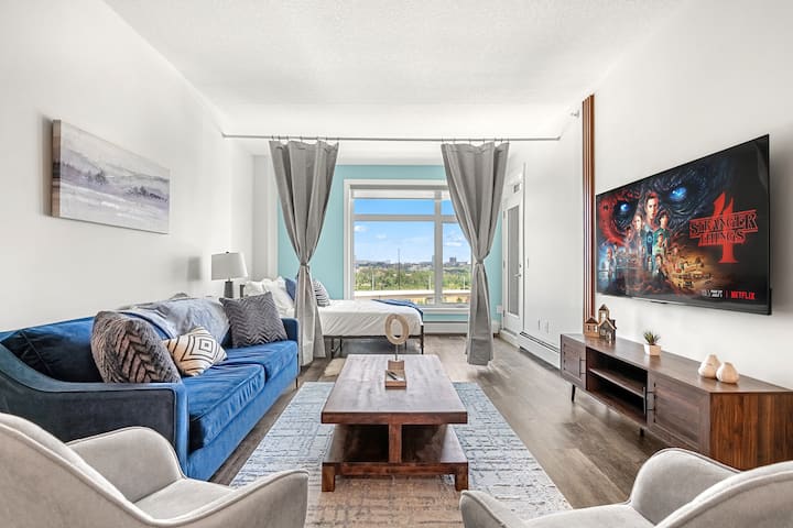 Luxe Downtown Condo Penthouse W/ 2 Free Parking! - Calgary