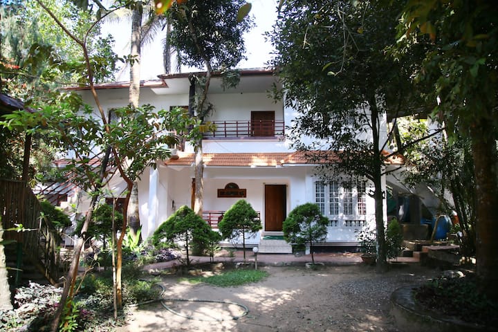 Thekkady Stay By Vacayinn - Thekkady