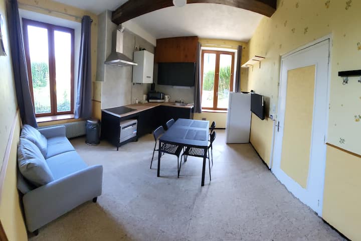 20hb - Appartement Meublé 2 Ch - Dinant