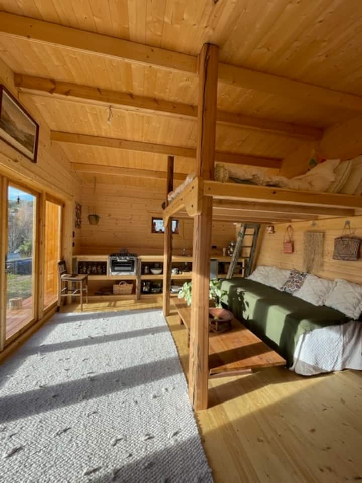 Off Grid Cabin - Warm And Cosy - Motueka