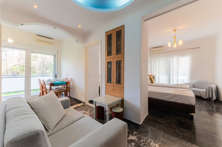 Eln's Sunlit Apartment - Rhodes