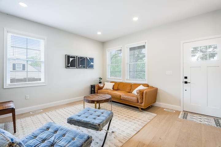 The Black Walnut House - Harrisonburg, VA