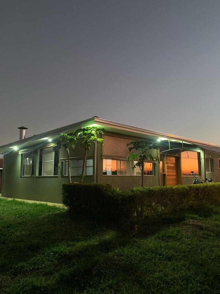 A Casa Cuesta - Casa De Temporada - Botucatu