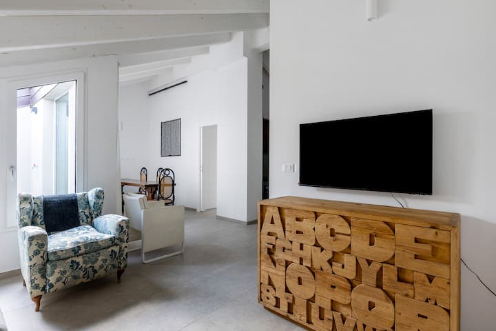 Le Dodici Porte: San Mamolo 15 By Bologna District - Bologna