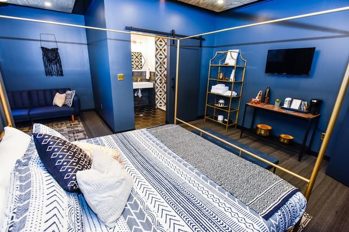 Room 304 - Ada Compliant - Middletown, OH