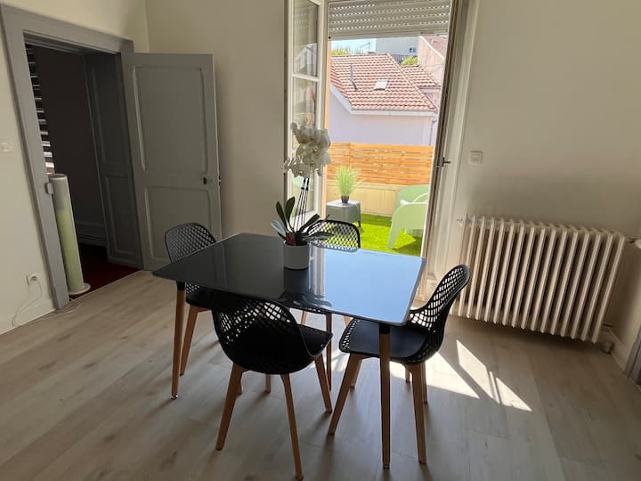 Gîte Avec Grande Terrasse - Épinal