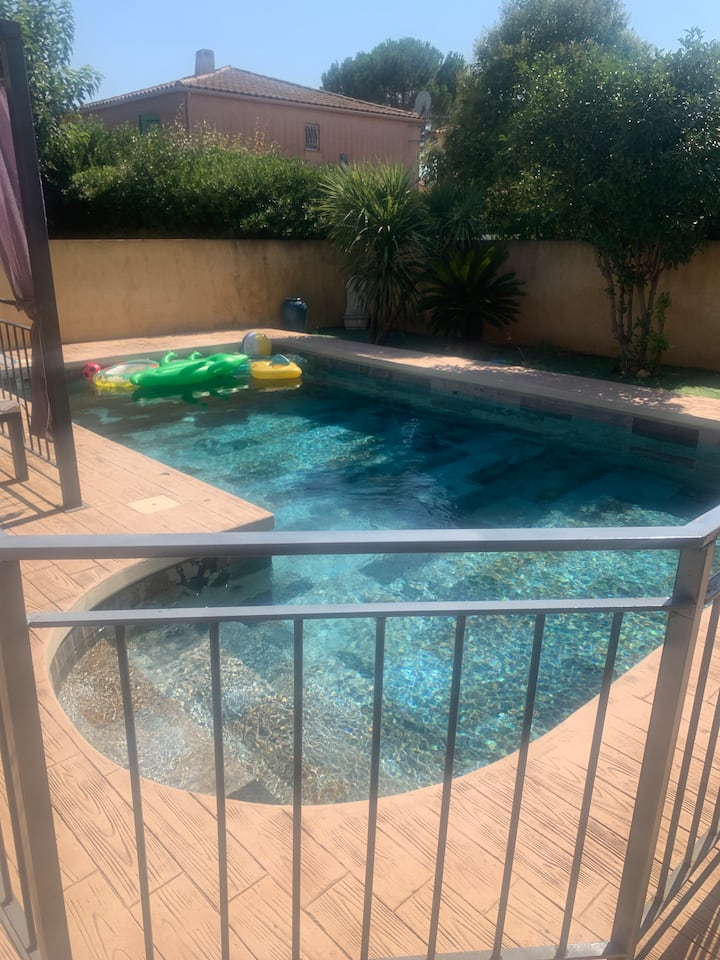 Villa Sur Lunel Avec Piscine - Lunel