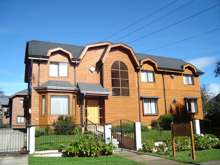 Hostal Entre Ríos,  Es Acogedor. - Valdivia