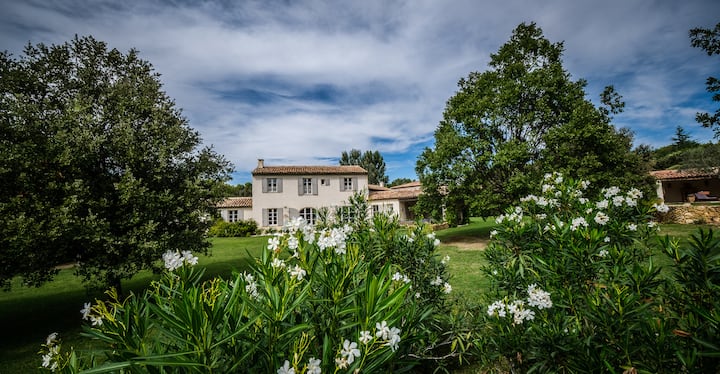 Mas Provencal Neuf Proche Luberon - Lambesc