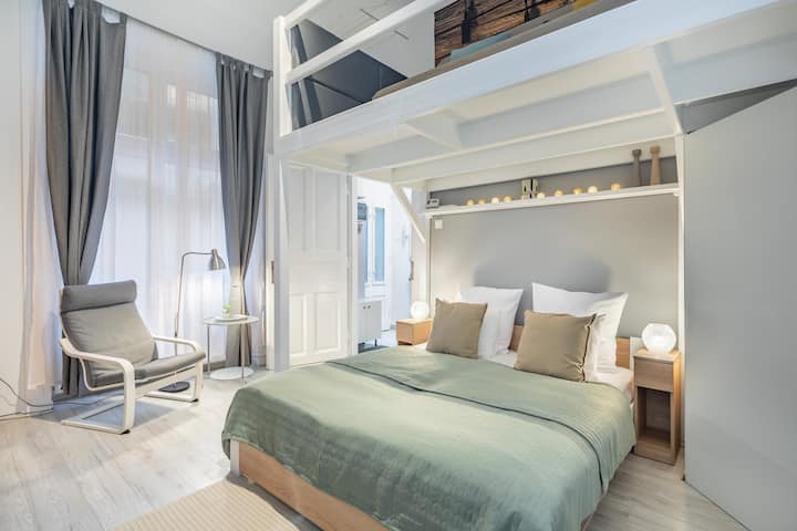 Cozy Studio Close To Great Market Hall And Whale - Budapest