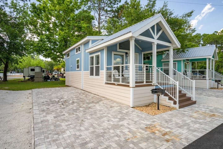 Resort Cabin In Jacksonville - Jacksonville, FL