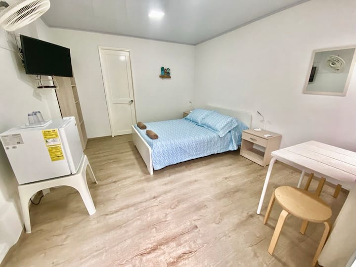 En El Centro Cerca A Playa - Habitación Privada - San Andrés