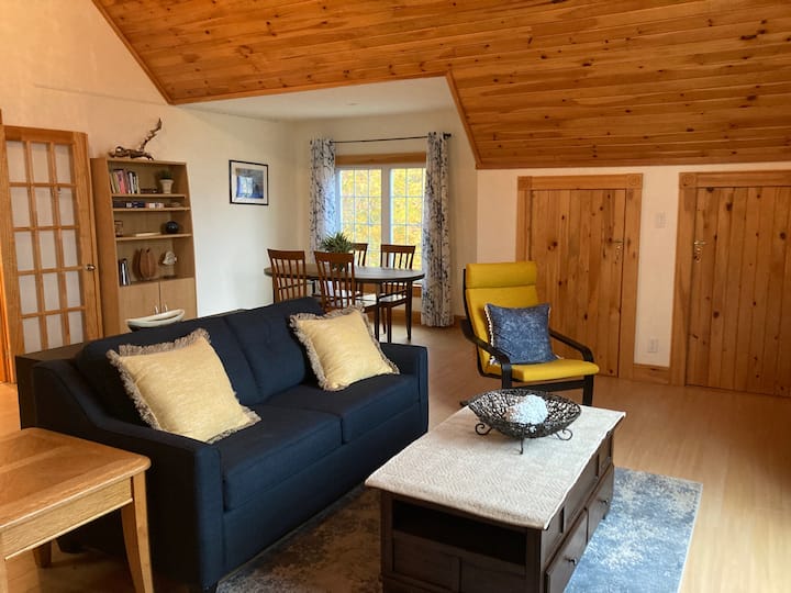 Miller House By The Bay- The Carriage House Loft - Lunenburg