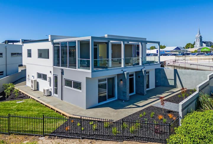 Location And Luxury In Timaru - Timaru