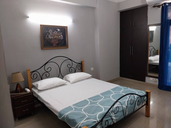 Om Niwas (Room #603) - 노이다