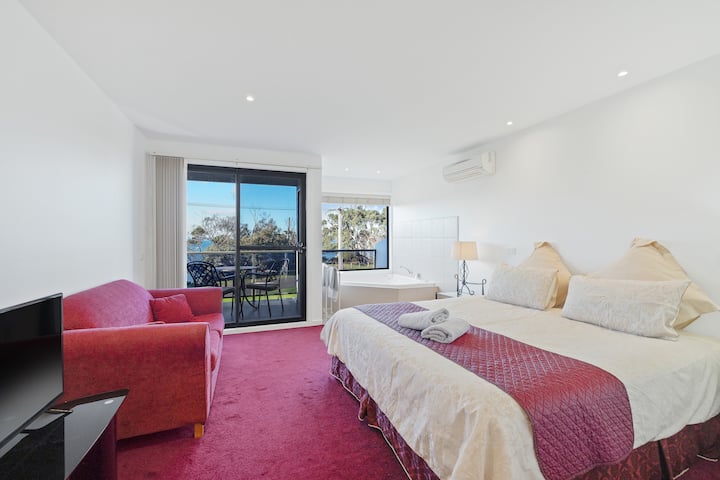 Moonlight Bay - Apt 3 - San Remo