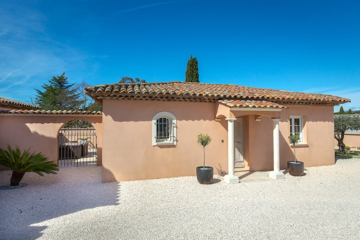 Caloussu-moderne-clim-calme - Roquebrune-sur-Argens