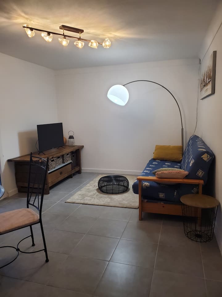 Maison Nichée Dans La Garrigue - Nîmes