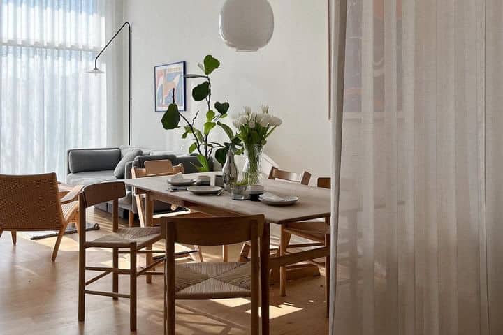 Townhouse Med Højt Til Loftet Og Egen Gårdhave - Copenhague