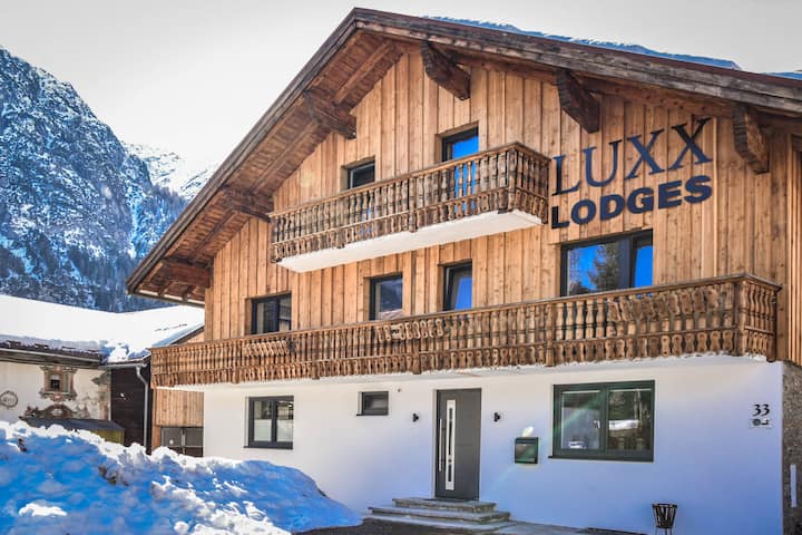 Luxx Lodges - Jöchelspitze 4-5p - Holzgau