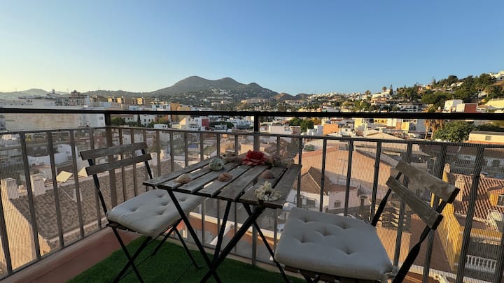 Apartamento Con Encanto Y Vistas A Las Montañas - Málaga