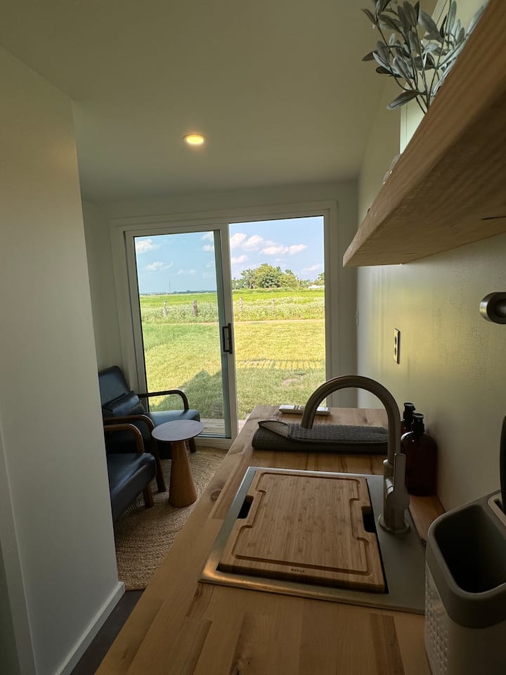 Tiny Home Off The Colorado River - Smithville, TX