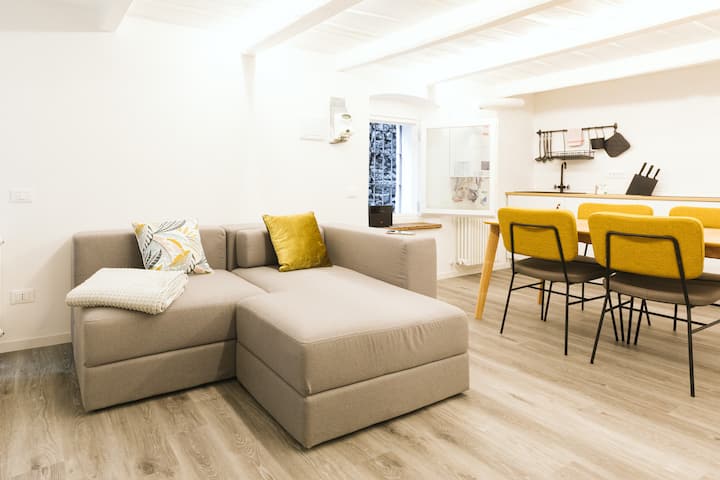 Maison Neyret By Hili - Nel Cuore Di Aosta - Aosta