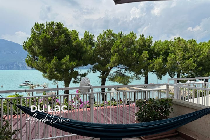 Wow Beachfront Apartment Du Lac By @Gardadoma - Pai