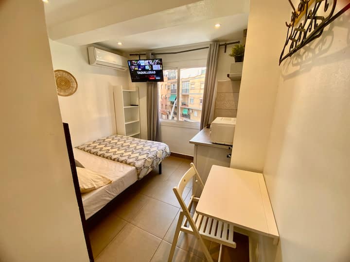 1 Estudio Nuevo Frente Al Metro De Bcn 131 - Pallejà