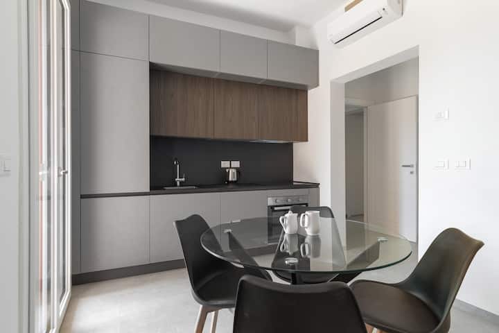 Le Dodici Porte: Saragozza 12 By Bologna District - Bologna