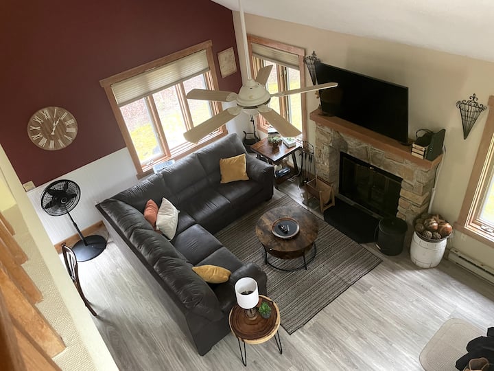 Cozy Mountain Retreat For Rent - Hickory Run State Park, White Haven