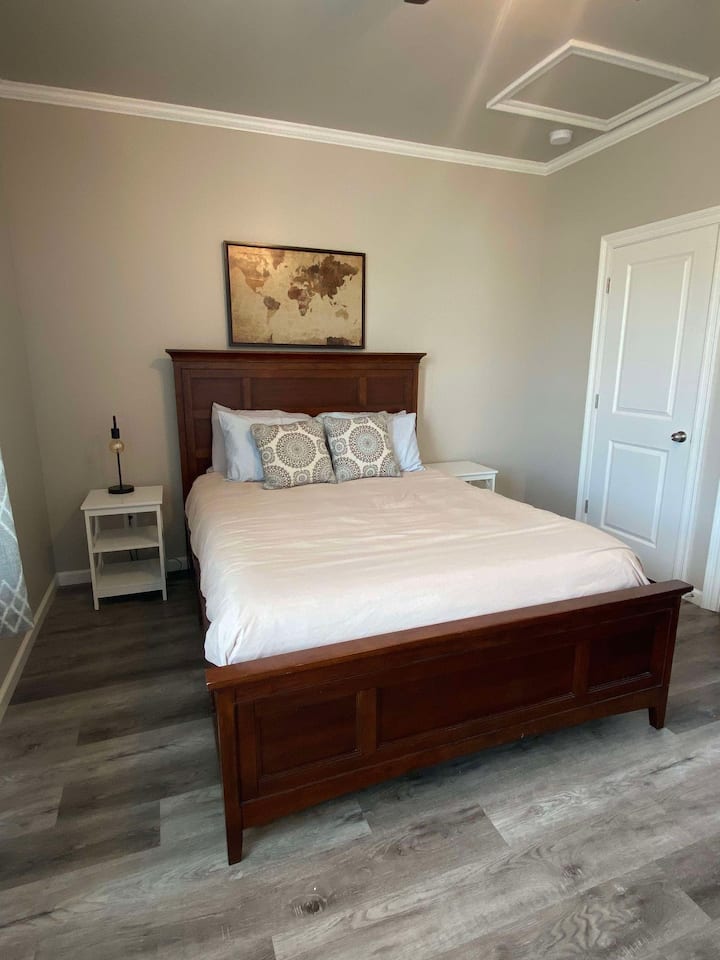 Jazzy Downtown Lafayette Apt 310 - Splash Pad, Broussard