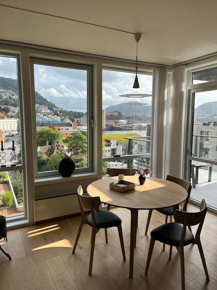 Fin Utsiktsleilighet I Sandviken, Gratis Parkering - Bergen, Noruega