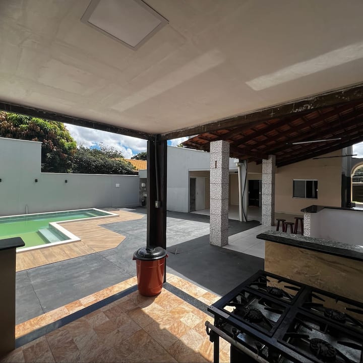 Casa Com Piscina Efrata - Goiânia