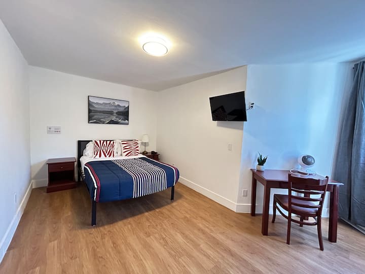 Traveller's Home #504 In Dt Mtl - Juste pour rire - Just For Laughs