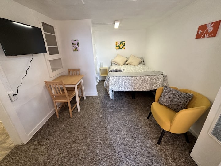 Cozy Studio In Historic Avenues Neighborhood - Salt Lake City