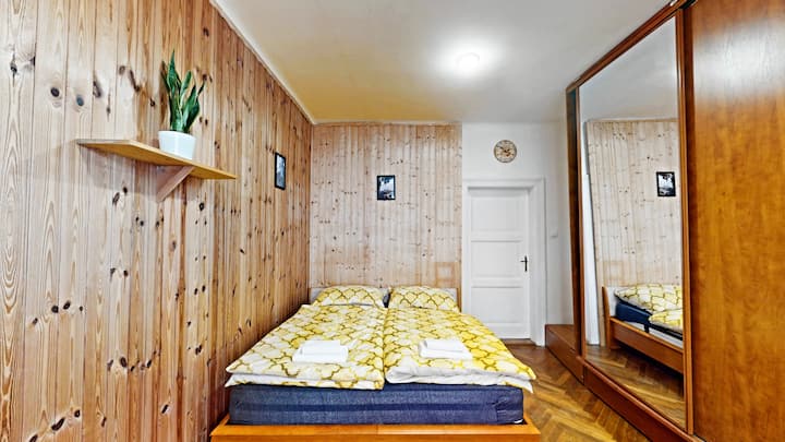Bnb Old Town Gateway Apartment - Bratislava
