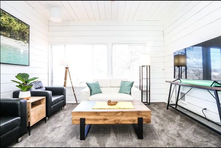 One Block University & Hayward Field- Sun Deck - Eugene, OR