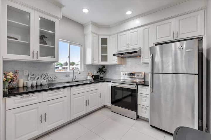 Modern + Cozy, 2 Bed/1 Bath! - Santa Clara